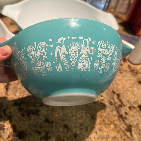 Pyrex | Kitchen | Vintage Pyrex Bowl Set Of 4 | Poshmark